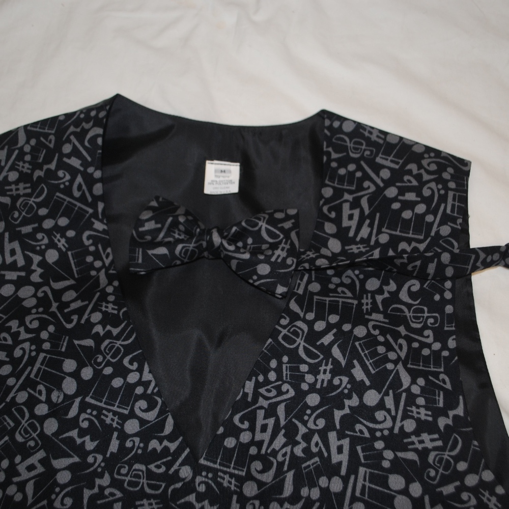 Musical Notes Tux Vest And Bowtie Medium - Gem